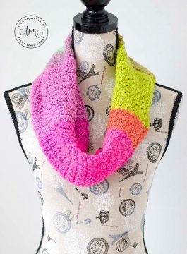 Stunning Colorful Warm Crochet Cowls - Pattern Center