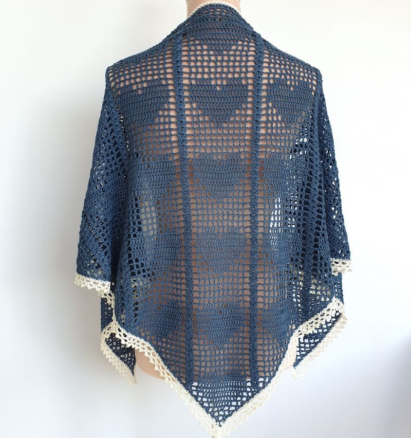 Delicate Beautiful Filet Crochet Shawl - Pattern Center