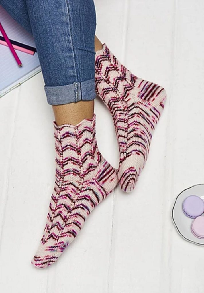 37 Amazing Colorful Knitted Socks Patterns for Everyday Wear - Free ...