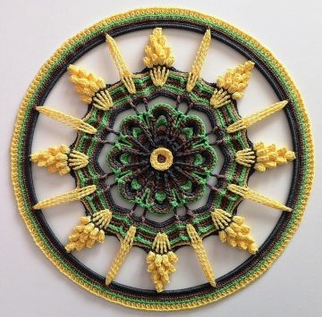 20 Decorative Crochet Hoop Mandalas to Meditate While Creating